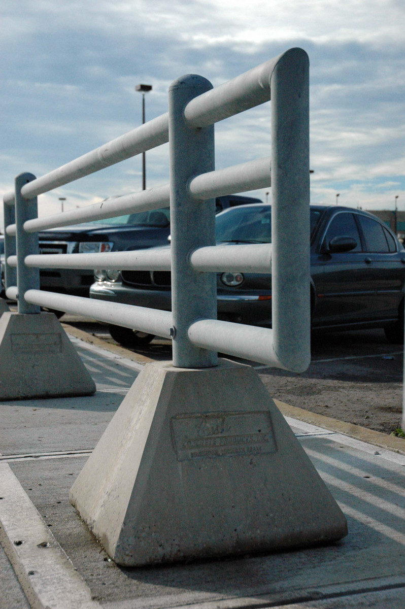 Traffic Barrier Systems - Shawnee Steel & Welding